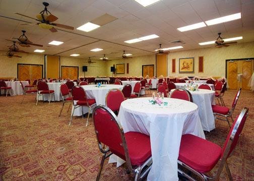 Quality Inn & Suites - 0 Reviews - 2050 State Hwy 31 East, Athens, TX ...