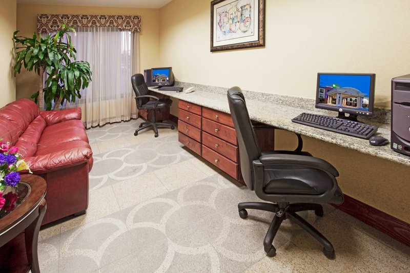 Holiday Inn Express Hotel & Suites Sebring - 0 Reviews - 4400 US ...