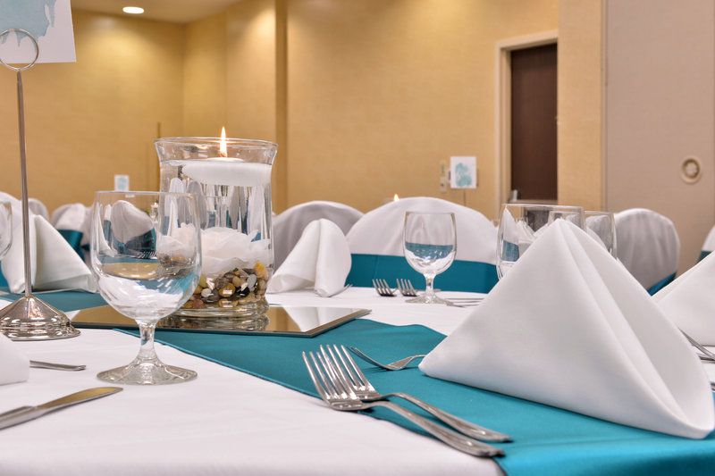 Holiday Inn MADISON AT THE AMERICAN CENTER - 0 Reviews - 5109 W Terrace ...