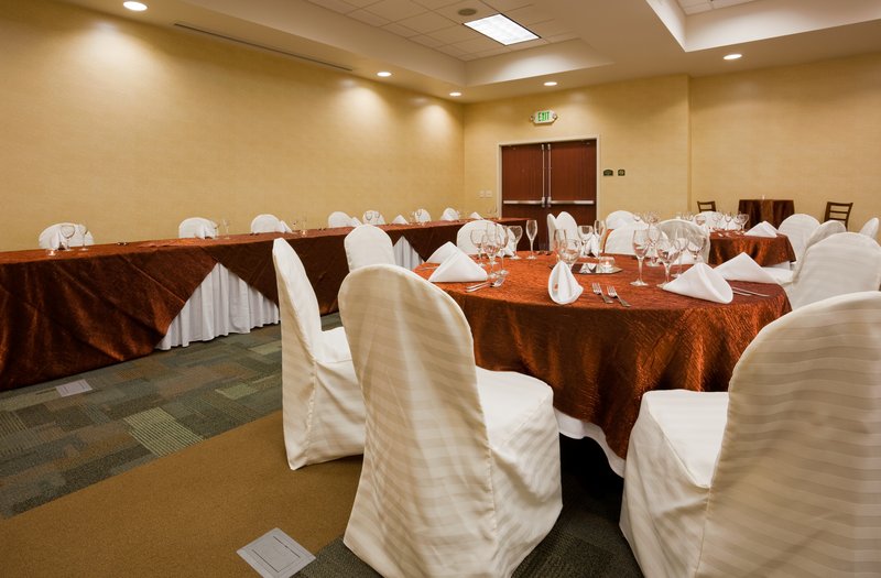 Holiday Inn MADISON AT THE AMERICAN CENTER - 0 Reviews - 5109 W Terrace ...