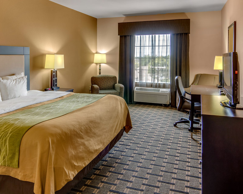 Comfort Inn & Suites - 1 Reviews - 3035 NE Loop 286, Paris, TX - Hotels ...