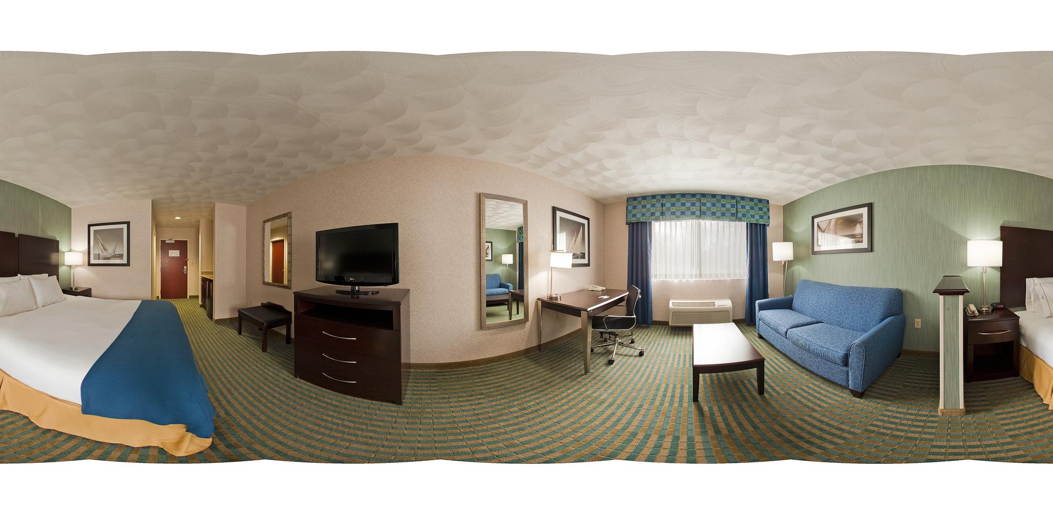 Holiday Inn Express & Suites- Tourist Class Smithfield, RI Hotels- GDS ...