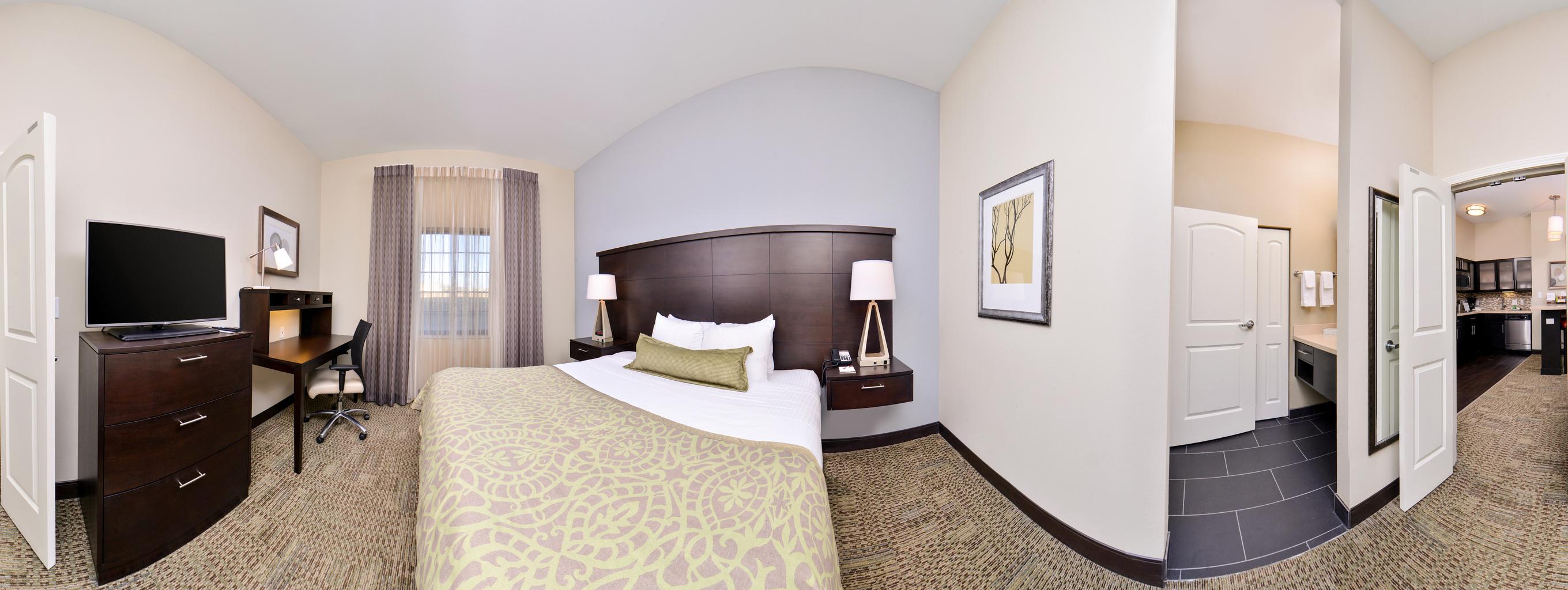 Staybridge Suites Rochester-Commerce Dr- Tourist Class Rochester, MN ...