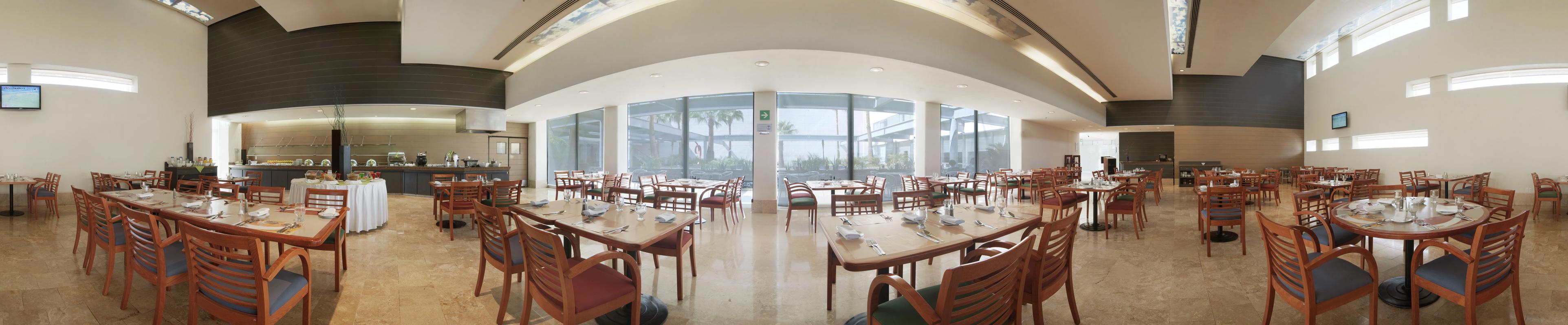 Fiesta Inn Torreon Galerias- First Class Torreon, Coahuila, Mexico ...