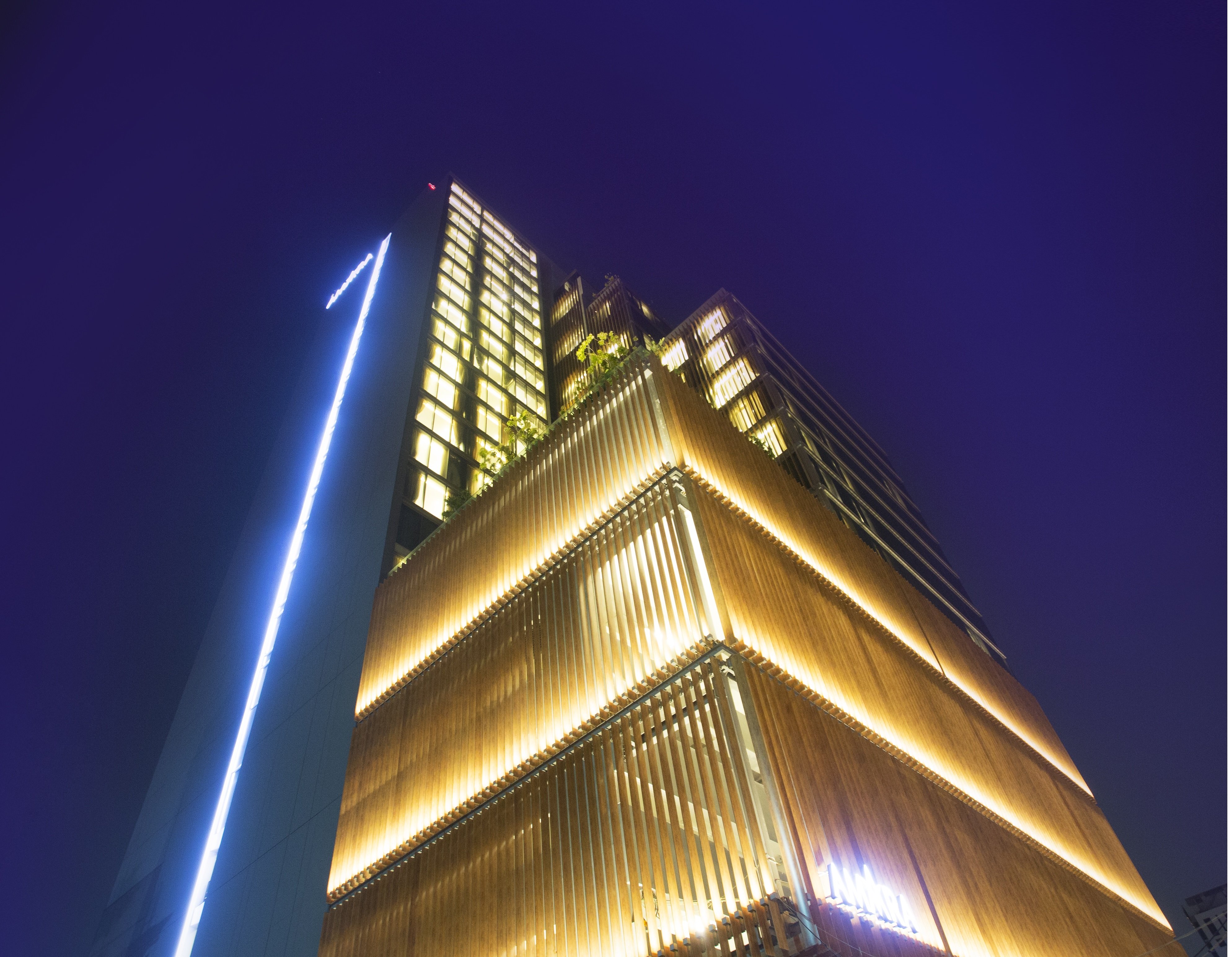 Amara Bangkok- Bangkok, Thailand Hotels- First Class Hotels in Bangkok ...