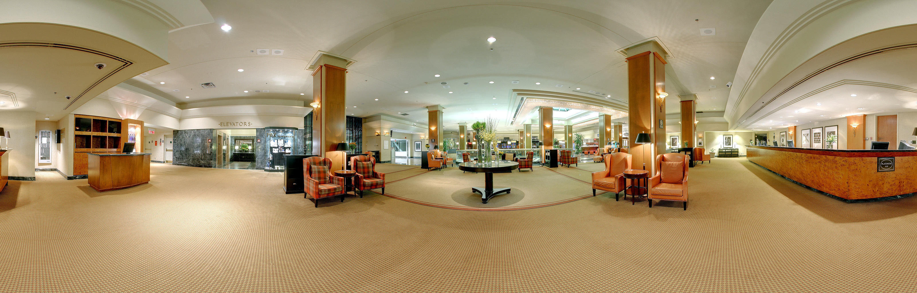 Sheraton Gateway Hotel Toronto Airport- First Class Toronto, ON Hotels ...