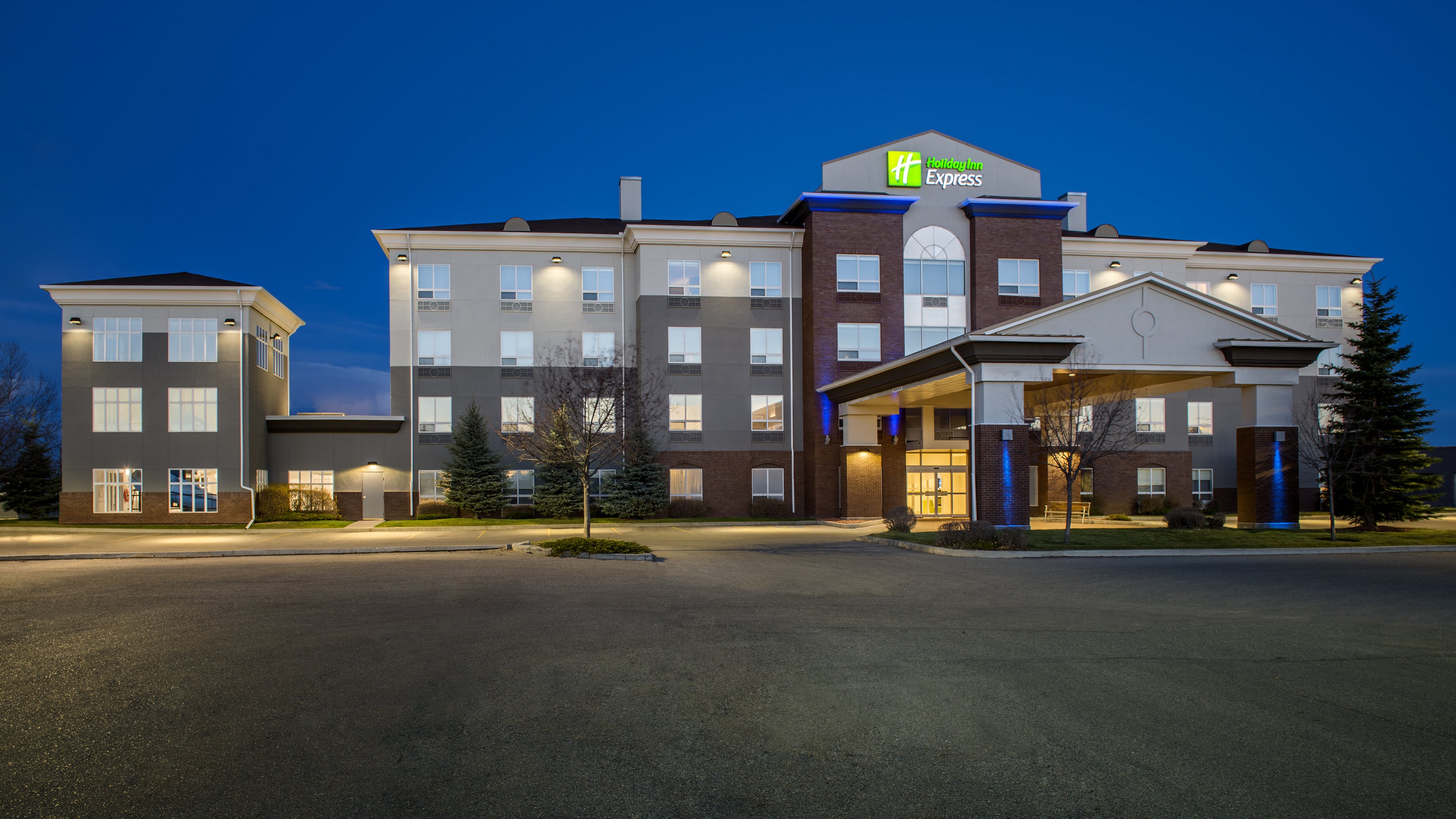 Holiday Inn Express Hotel & Suites Local Info- Tourist Class Airdrie ...