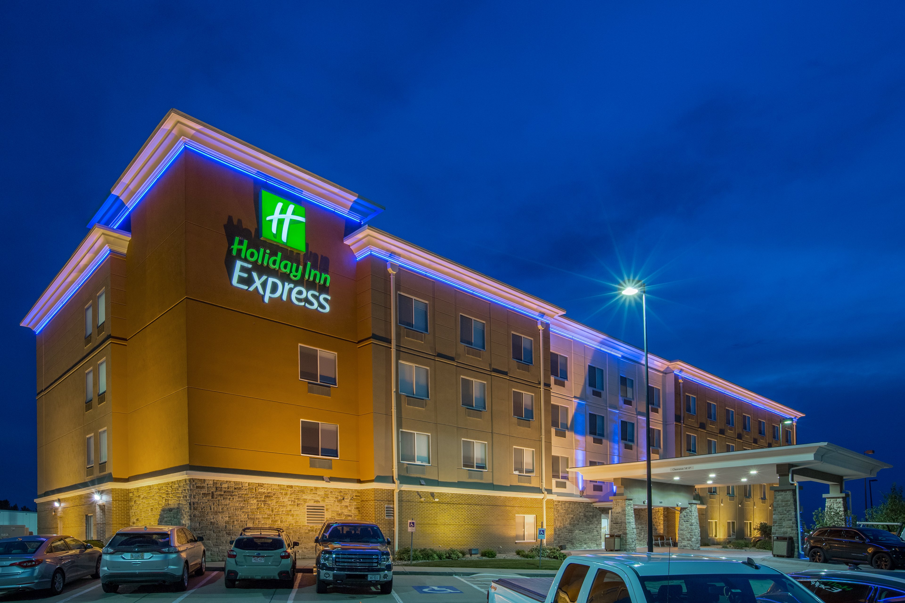 Holiday Inn Express- Tourist Class Hastings, NE Hotels- GDS Reservation ...