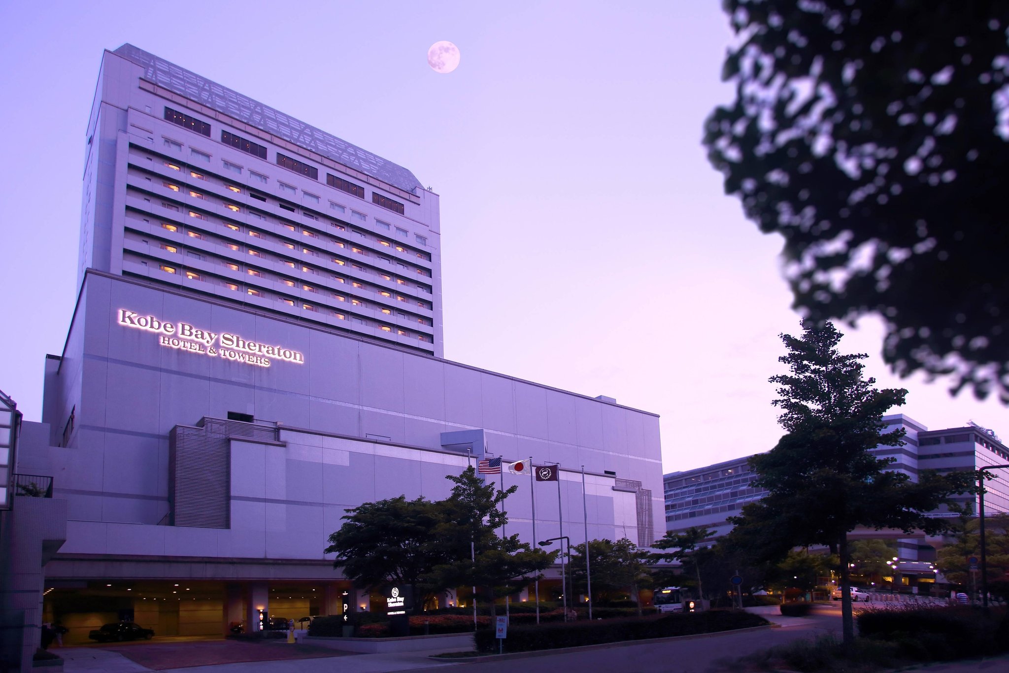 Kobe Bay Sheraton Hotel & Towers- First Class Kobe, Japan Hotels- GDS ...