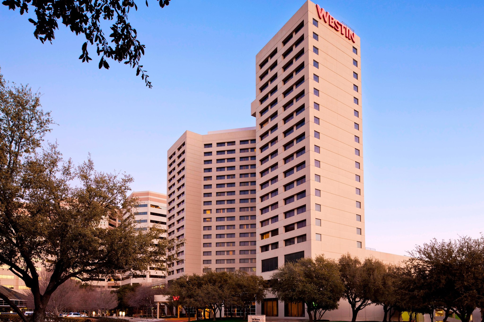 The Westin Dallas Park Central- Deluxe Dallas, TX Hotels- GDS ...