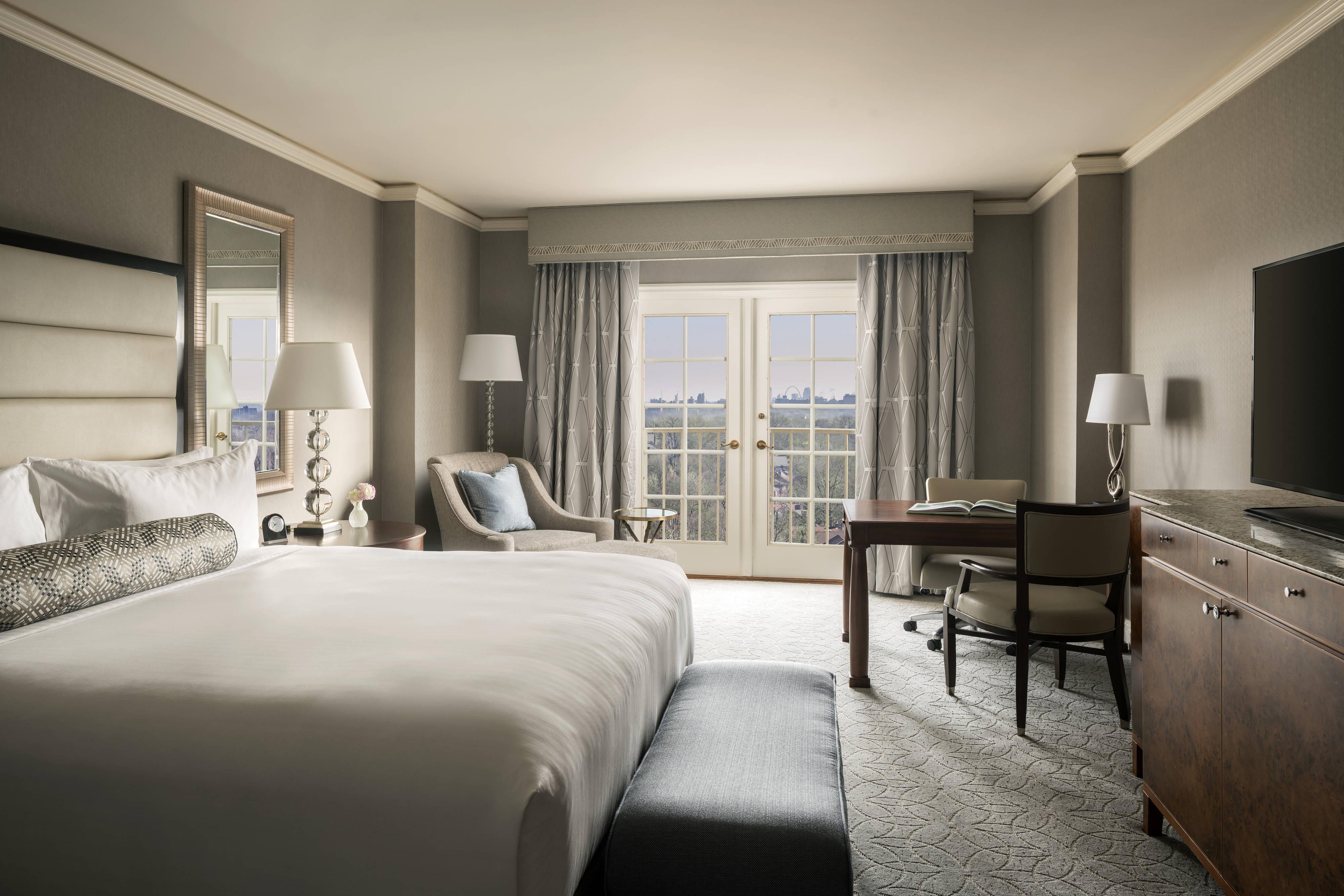 The Ritz-Carlton, St Louis- Deluxe St Louis, MO Hotels- GDS Reservation ...