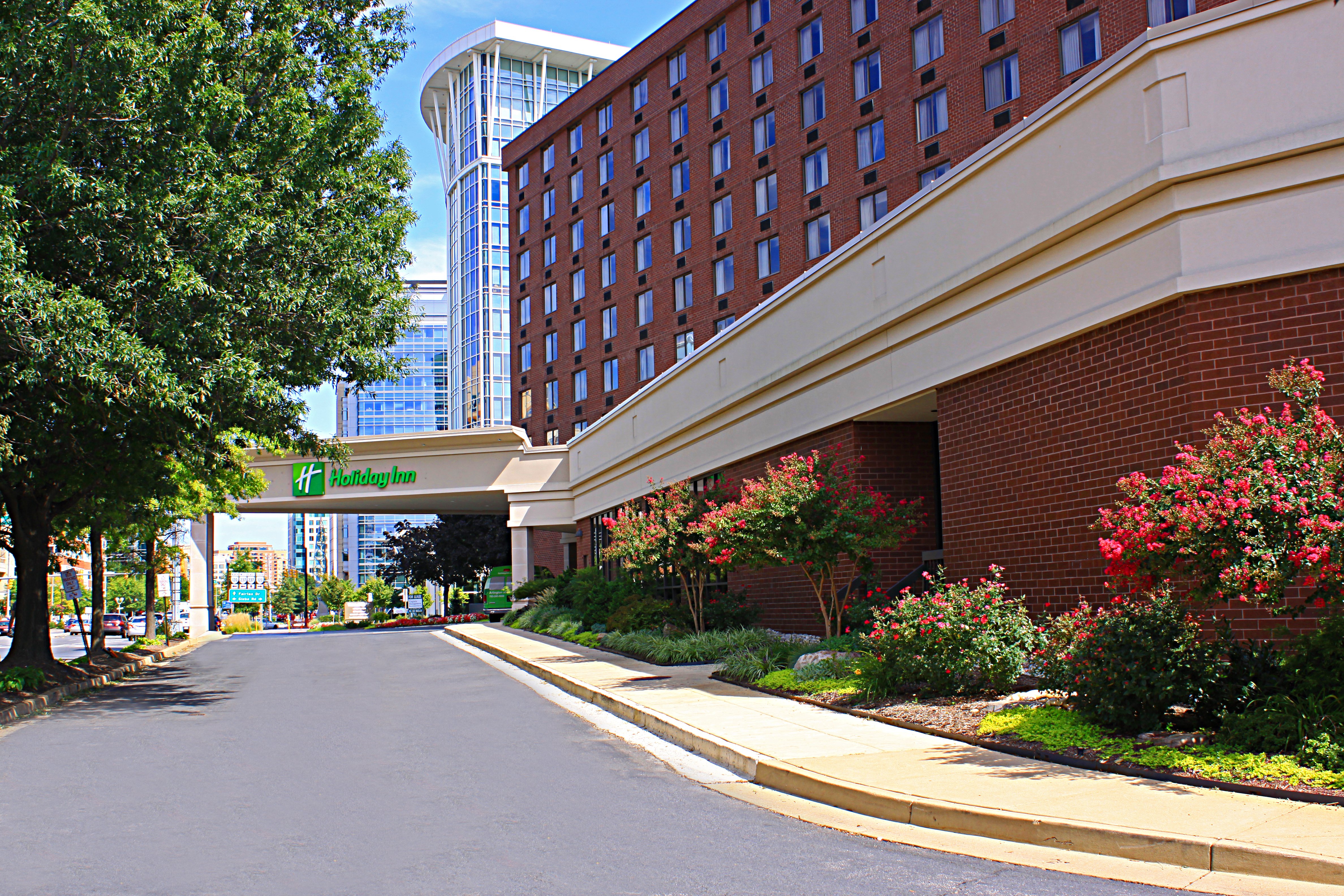 Holiday Inn Arlington at Ballston- First Class Arlington, VA Hotels ...