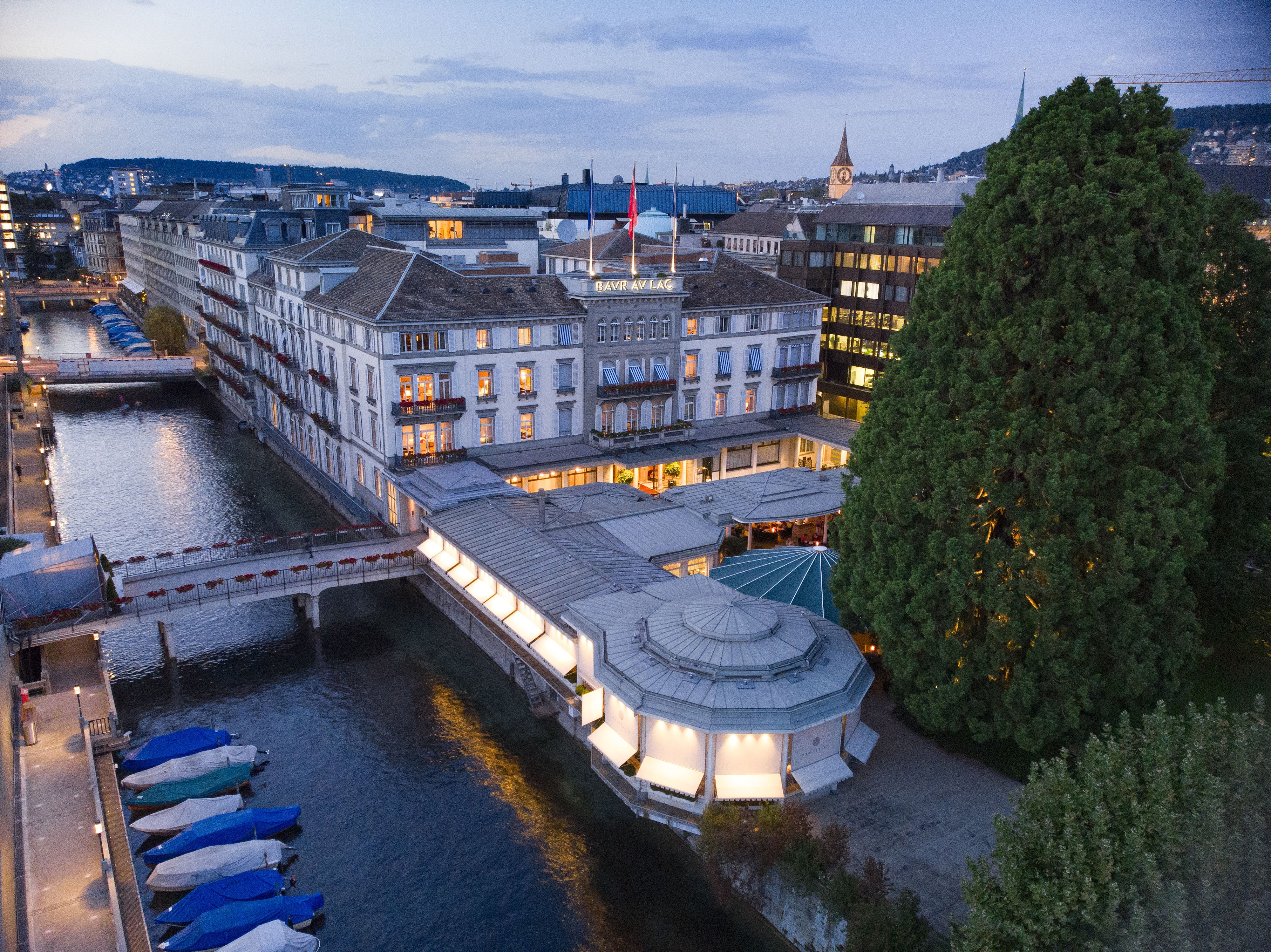 Hotel Baur au Lac Local Info- Deluxe Zurich, Switzerland Hotels ...