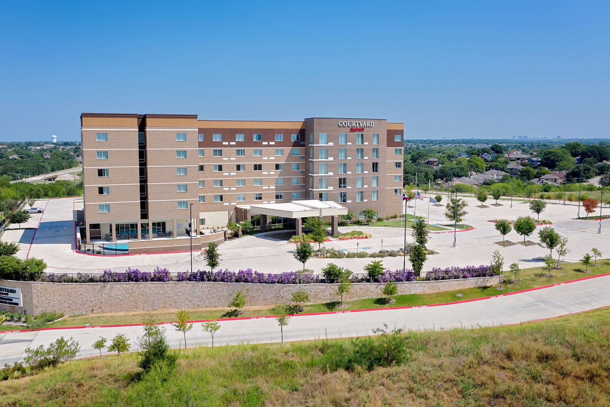 Courtyard Dallas Carrollton Conf Center- First Class Carrollton, TX ...