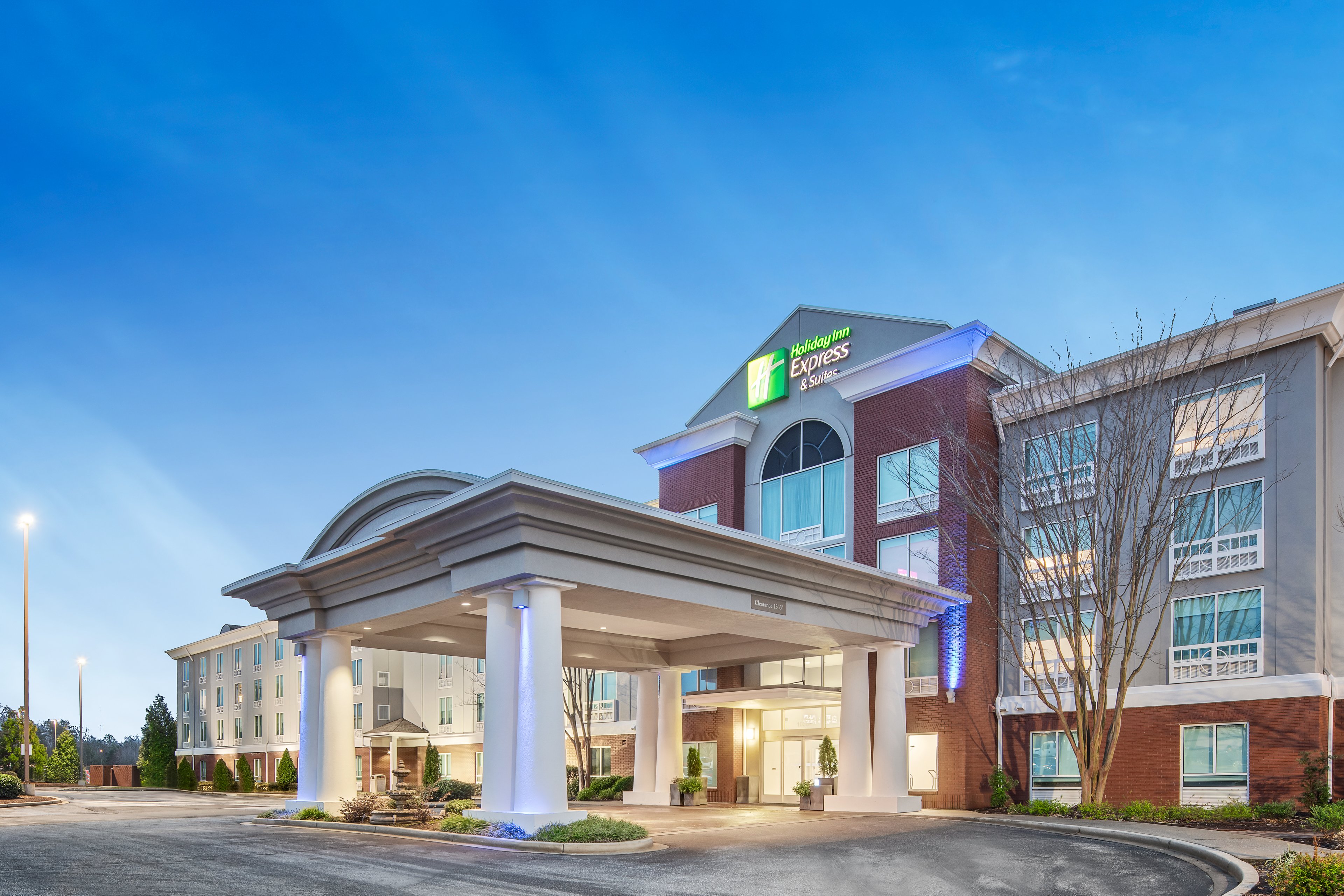 Holiday Inn Express & Suites GREENVILLE-I-85 & Woodruff Rd, an IHG ...
