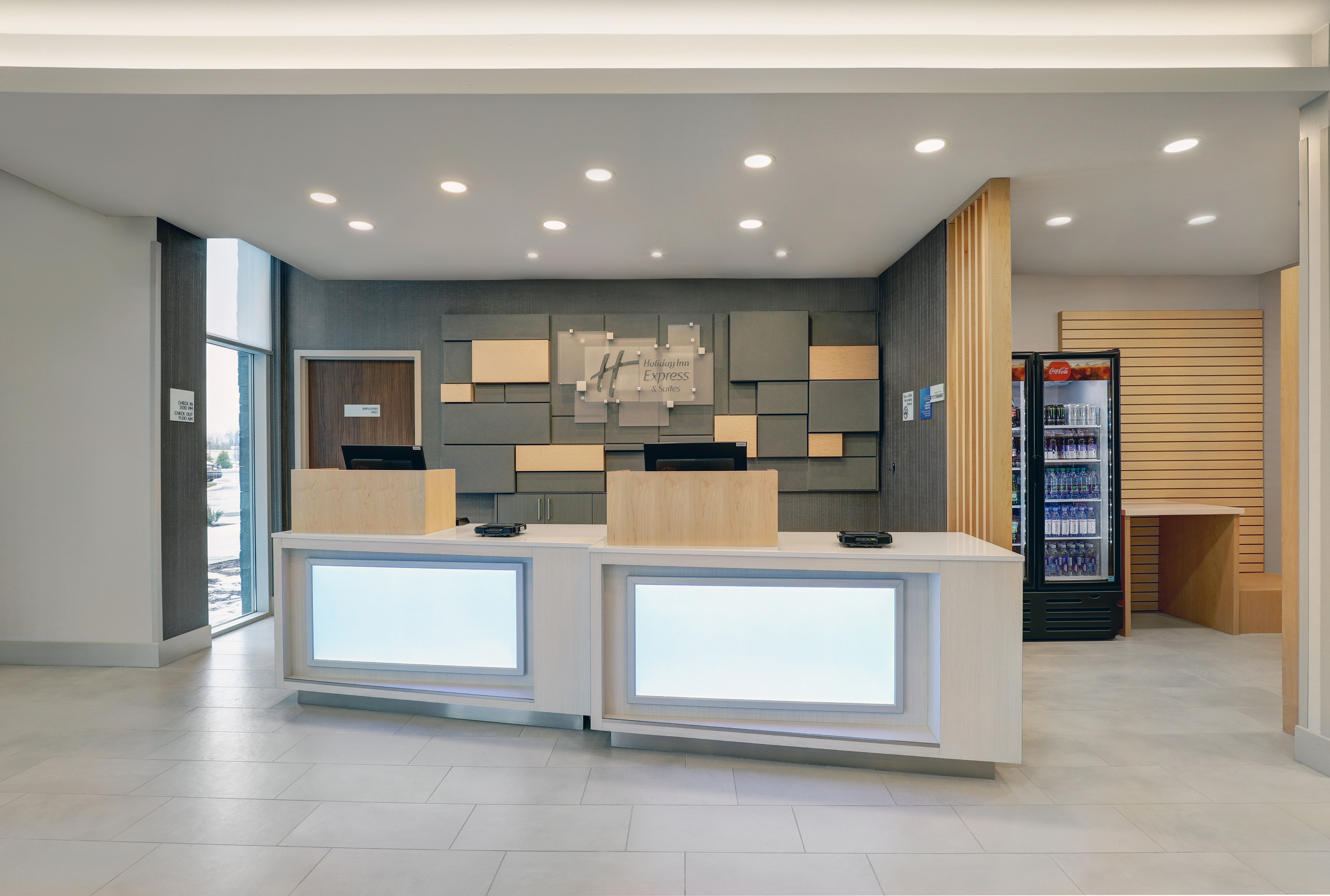 Holiday Inn Express & Suites Collingwood, an IHG Hotel | Qantas Hotels