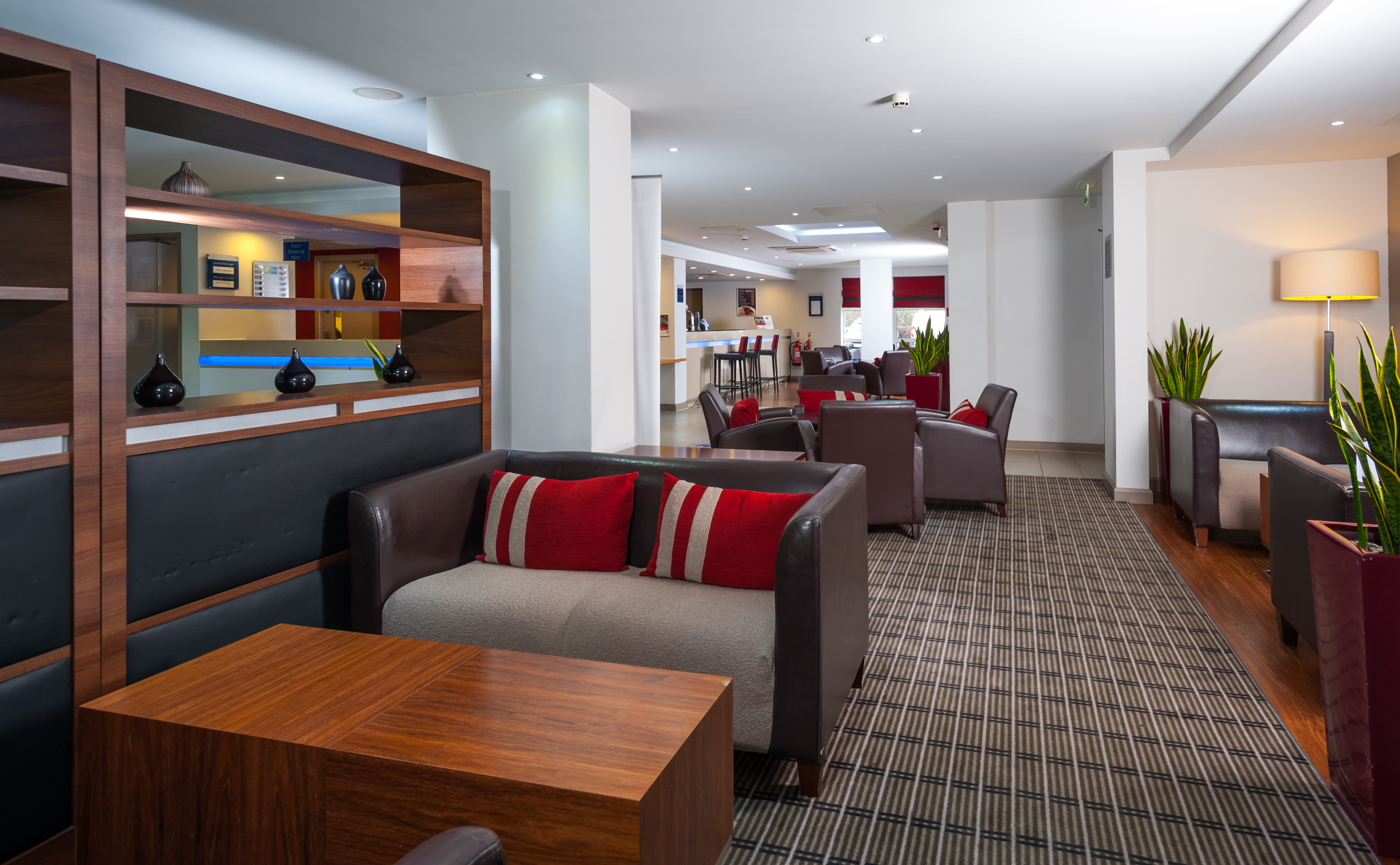 Holiday Inn Express Swindon West, an IHG Hotel | Qantas Hotels
